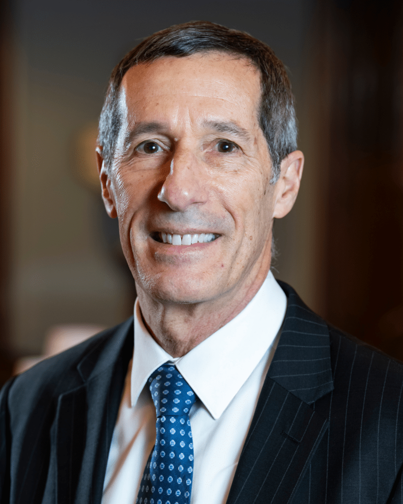 IDB Executive Fellows | Institute for Defense and Business